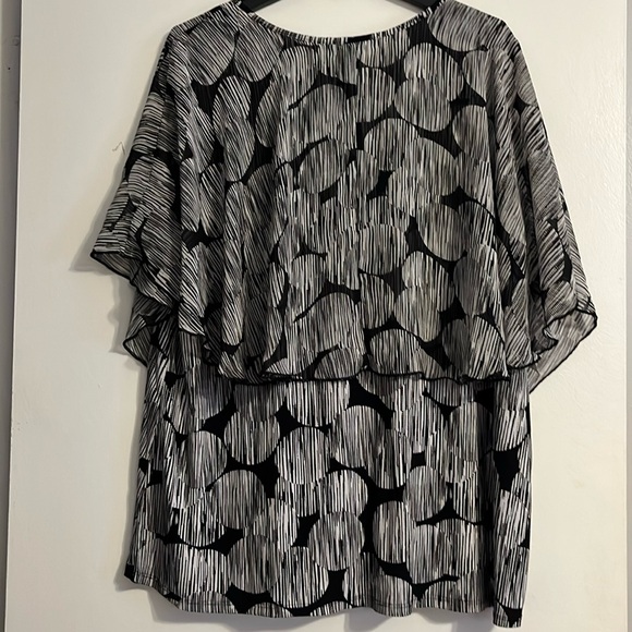 Adele & May | Tops | Adele May Black White 2layer Stretchy Top | Poshmark
